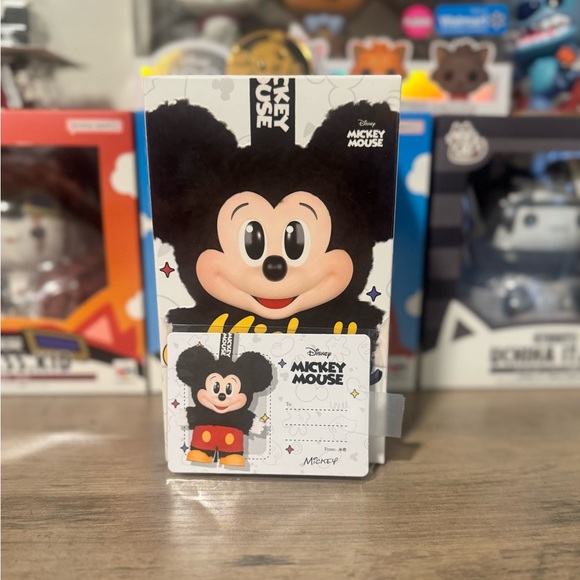 POP MART | Accessories | Pop Mart X Mickey Family Disney Keychain ...